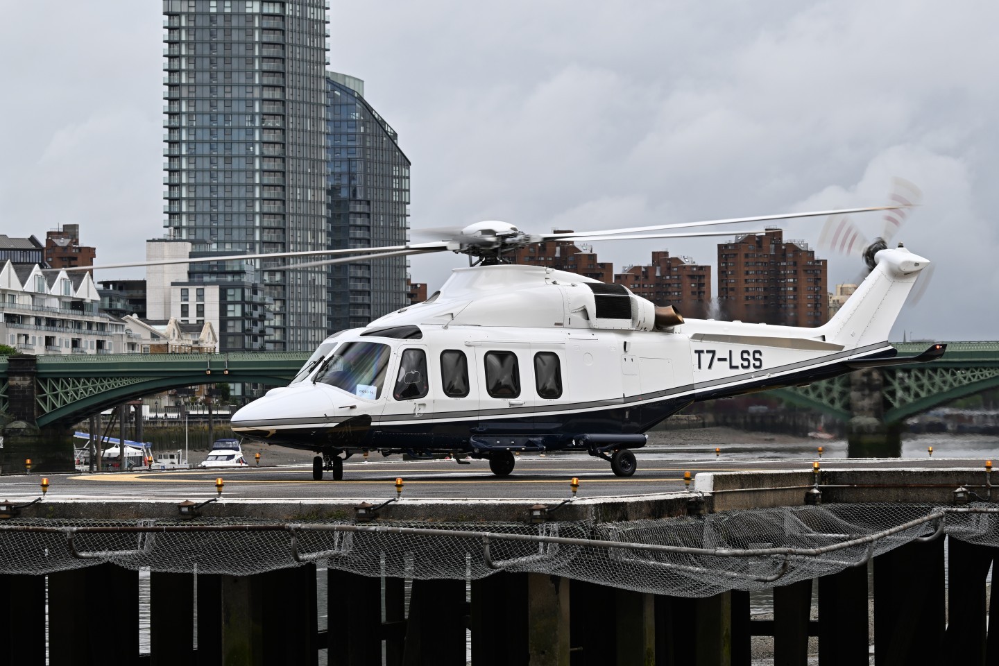 Helicopter Images - 17244184650959